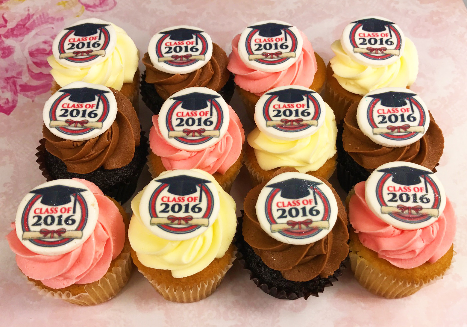 Graduation Mini Cupcakes